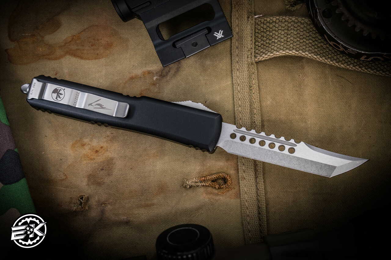 Microtech Ultratech Hellhound OTF Black 3.4" Stonewash 119-10S (Preowned)