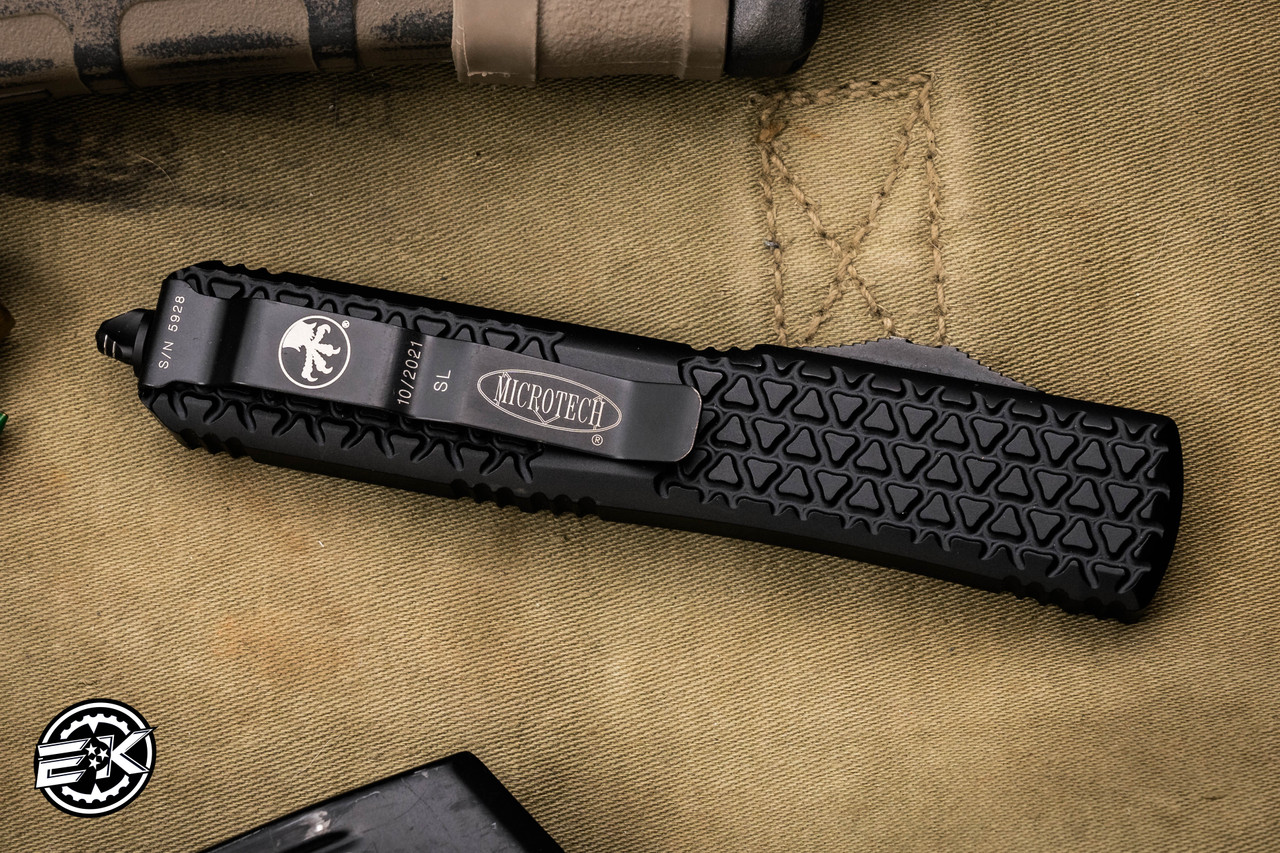 PREOWNED-Microtech "Sith Lord" Ultratech OTF 3.4" D/E Red Dagger 122-1SL