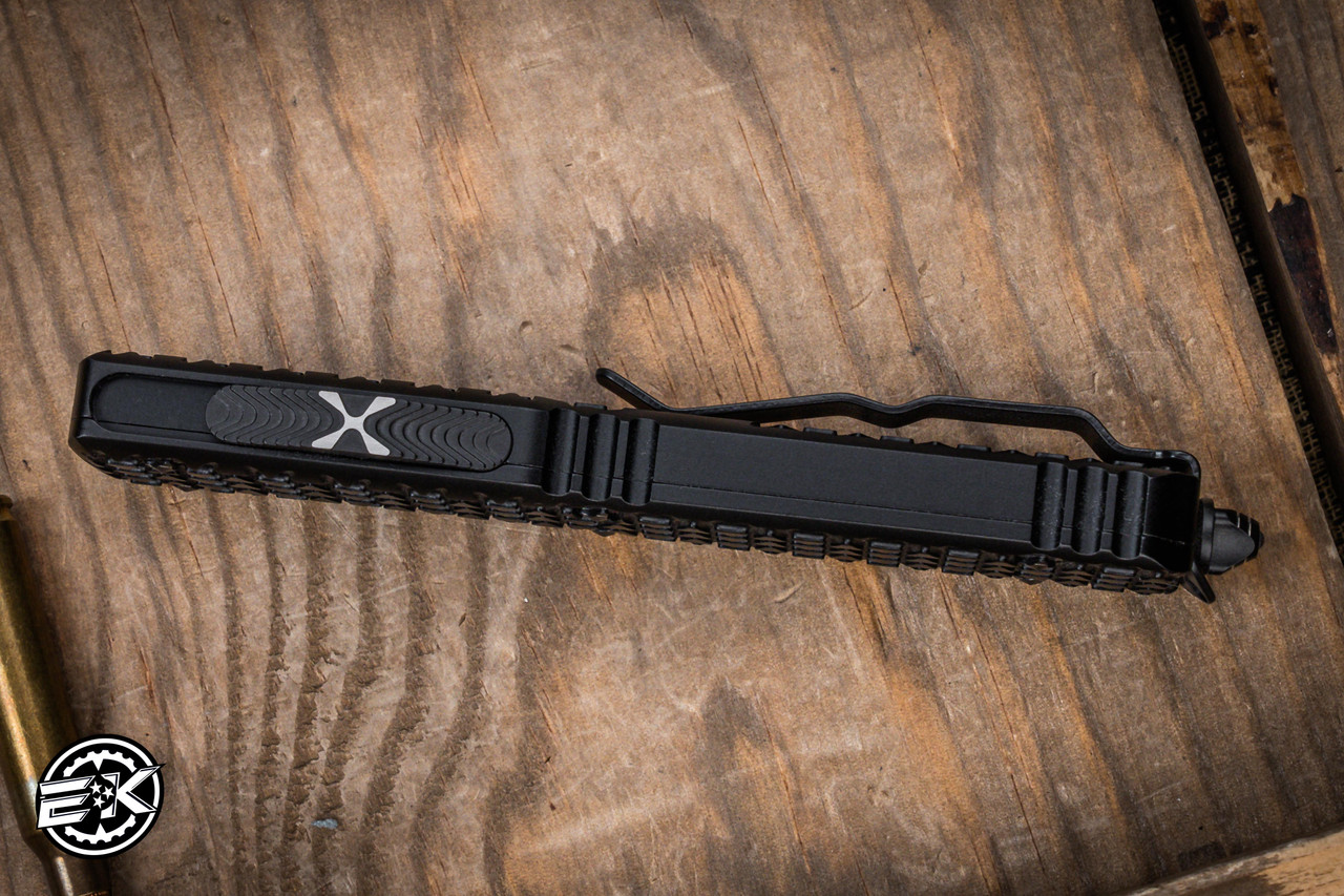 PREOWNED-Microtech "Sith Lord" Ultratech 3.4" Red Dagger 122-1SL