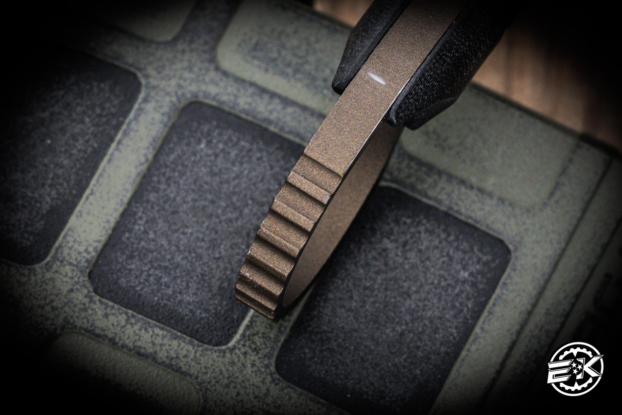 Preowned-Half Face Blades Bronze 8" Cardiac Spike