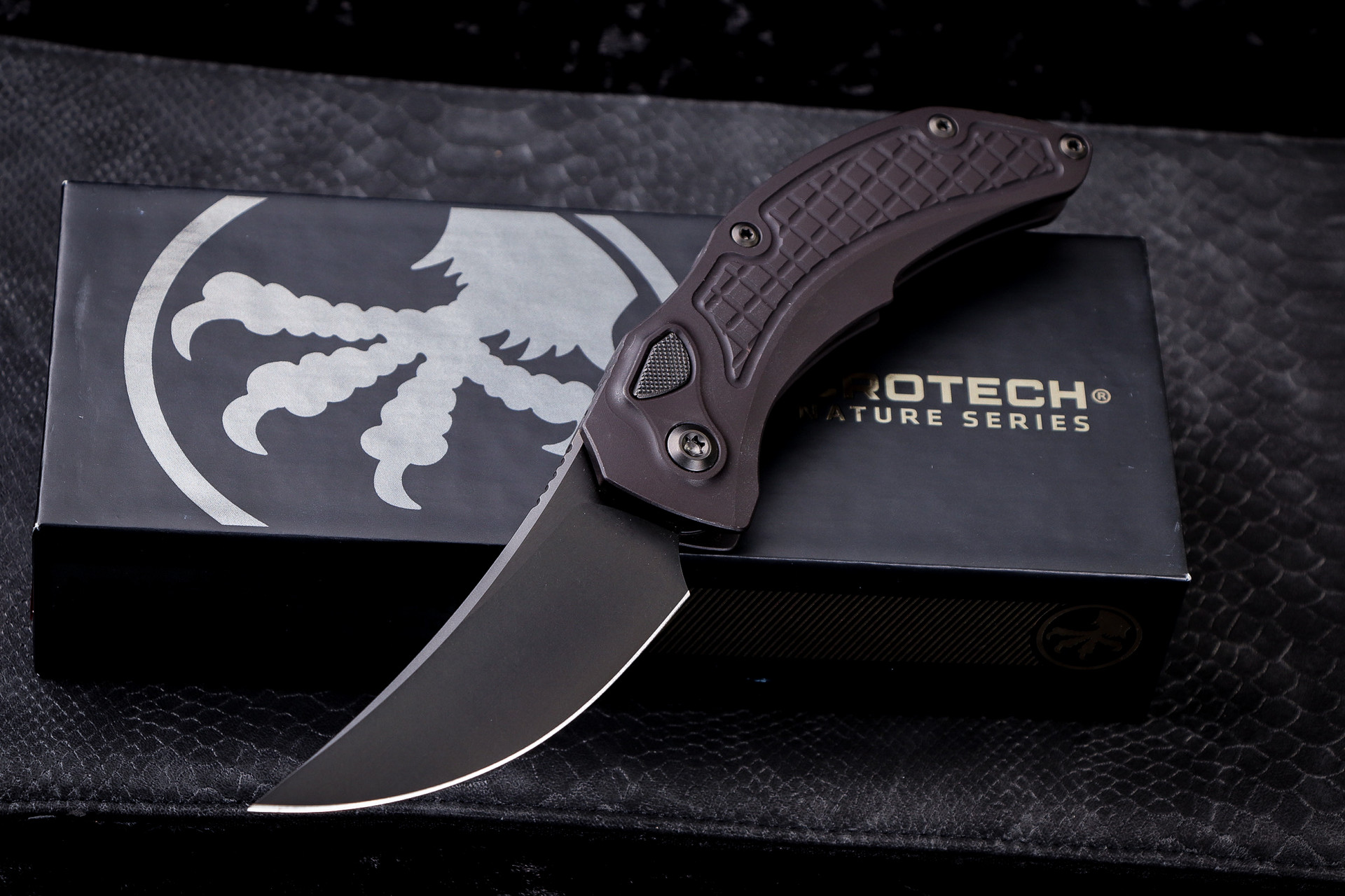 Microtech/Bastinelli "Brachial" Shadow Automatic Folding Knife Black 3. ...
