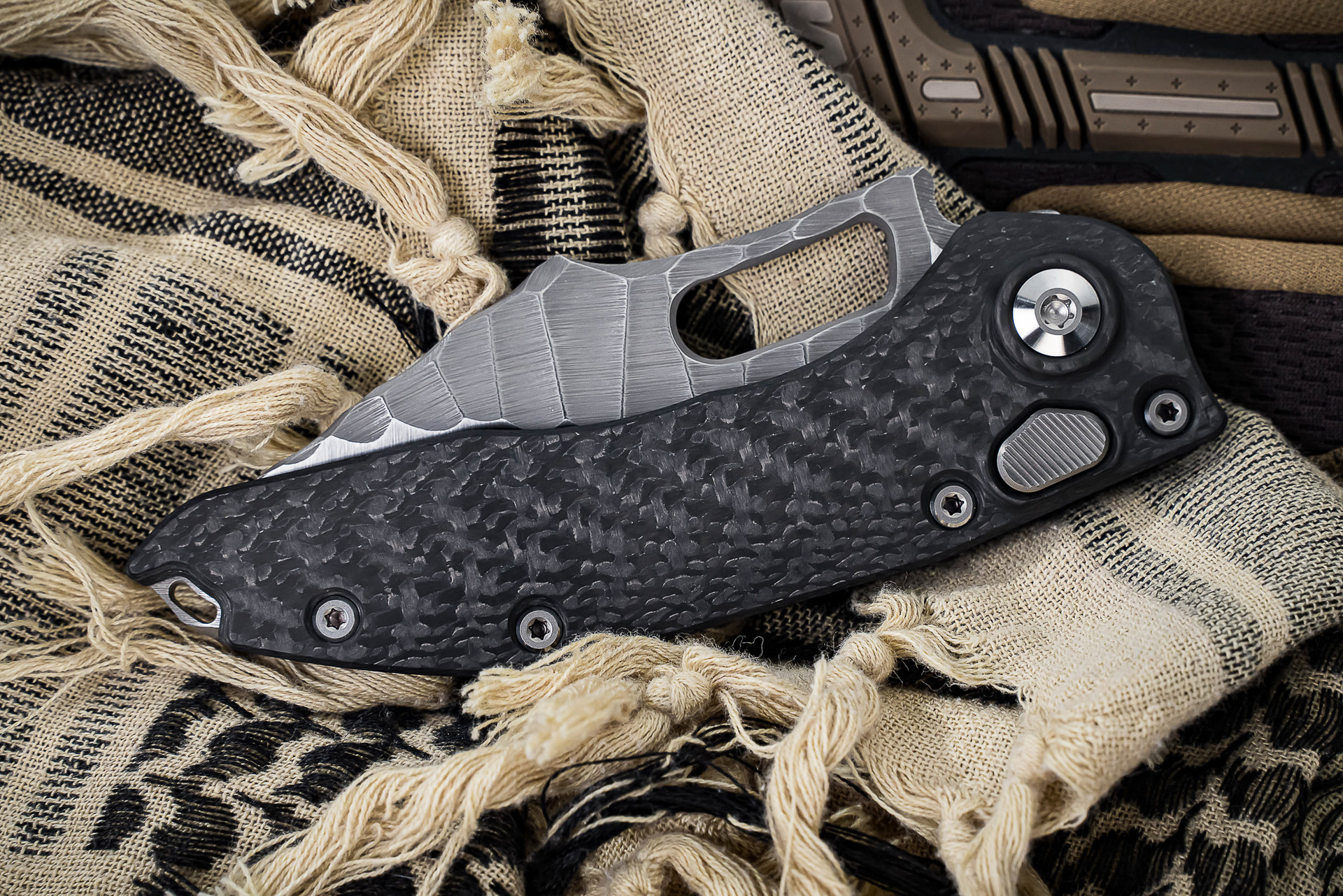 Marfione Custom/Borka Blades "Stitch" Automatic Carbon Fiber 3.75 ...