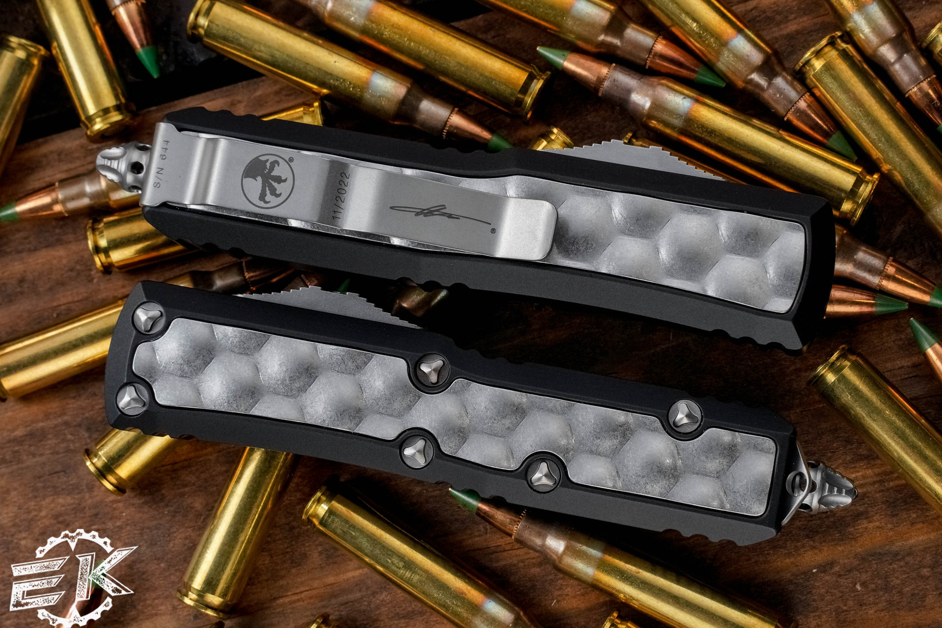Microtech Daytona Bubble Inlay Otf Automatic Knife 31 Dagger