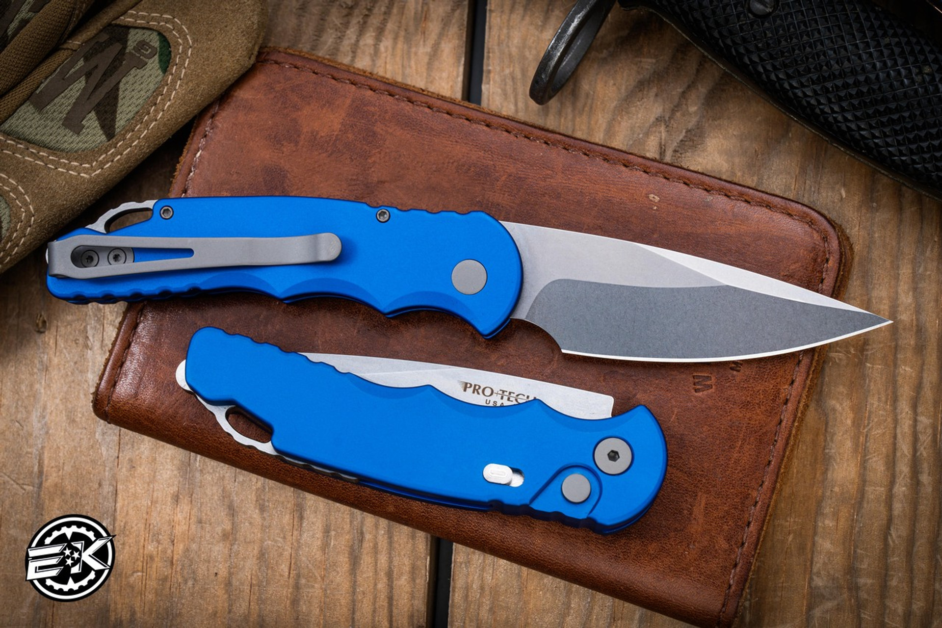 Pro Tech Tr 5 Tactical Response 5 Automatic Blue Aluminum 325 S35vn