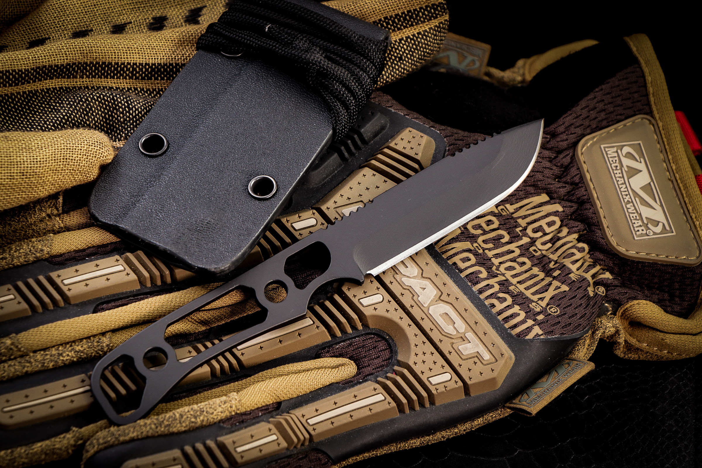 Hawk Creek Armory "Savage Lite" Skeletonized Fixed Blade Black Cerakote ...