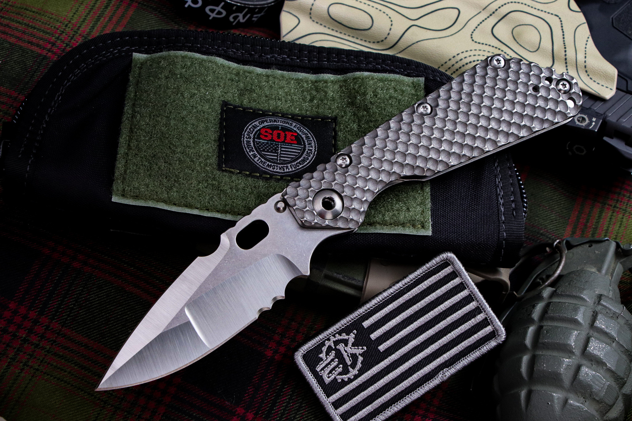 Mick Strider Custom SMF Gunnar Grip Titanium 4" Nightmare Satin Serrated