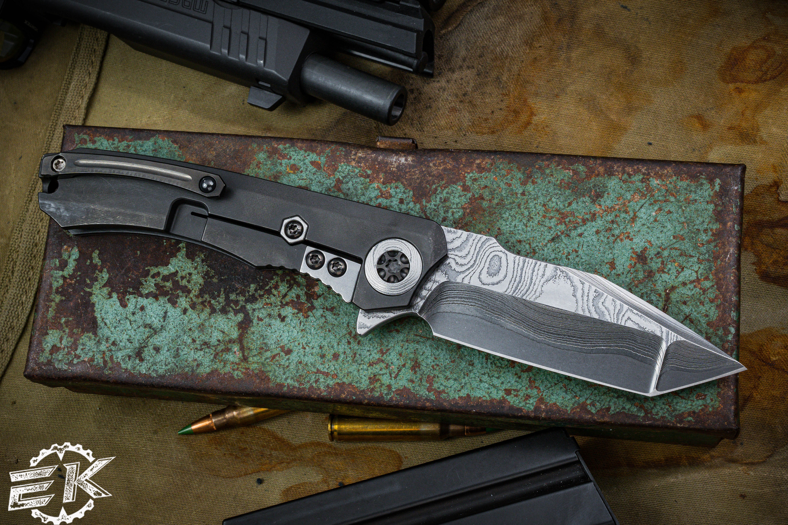 Heretic Knives Custom "Wraith" Flipper Woodgrain Damascus, DLC Titanium ...