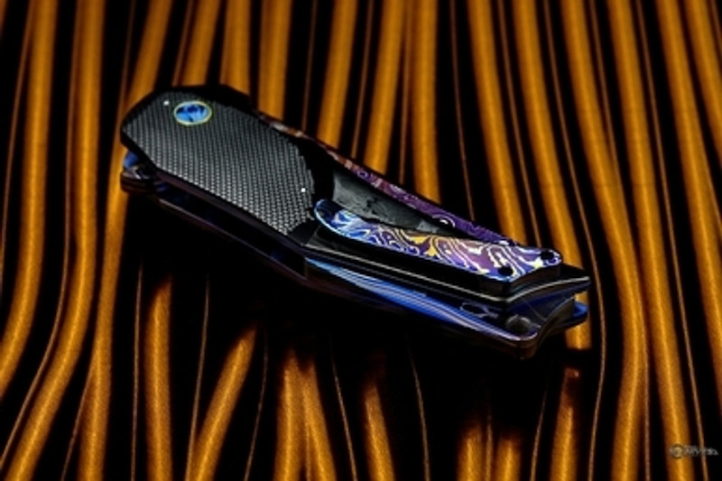 The Differences Between Factory Knives and Custom Knives