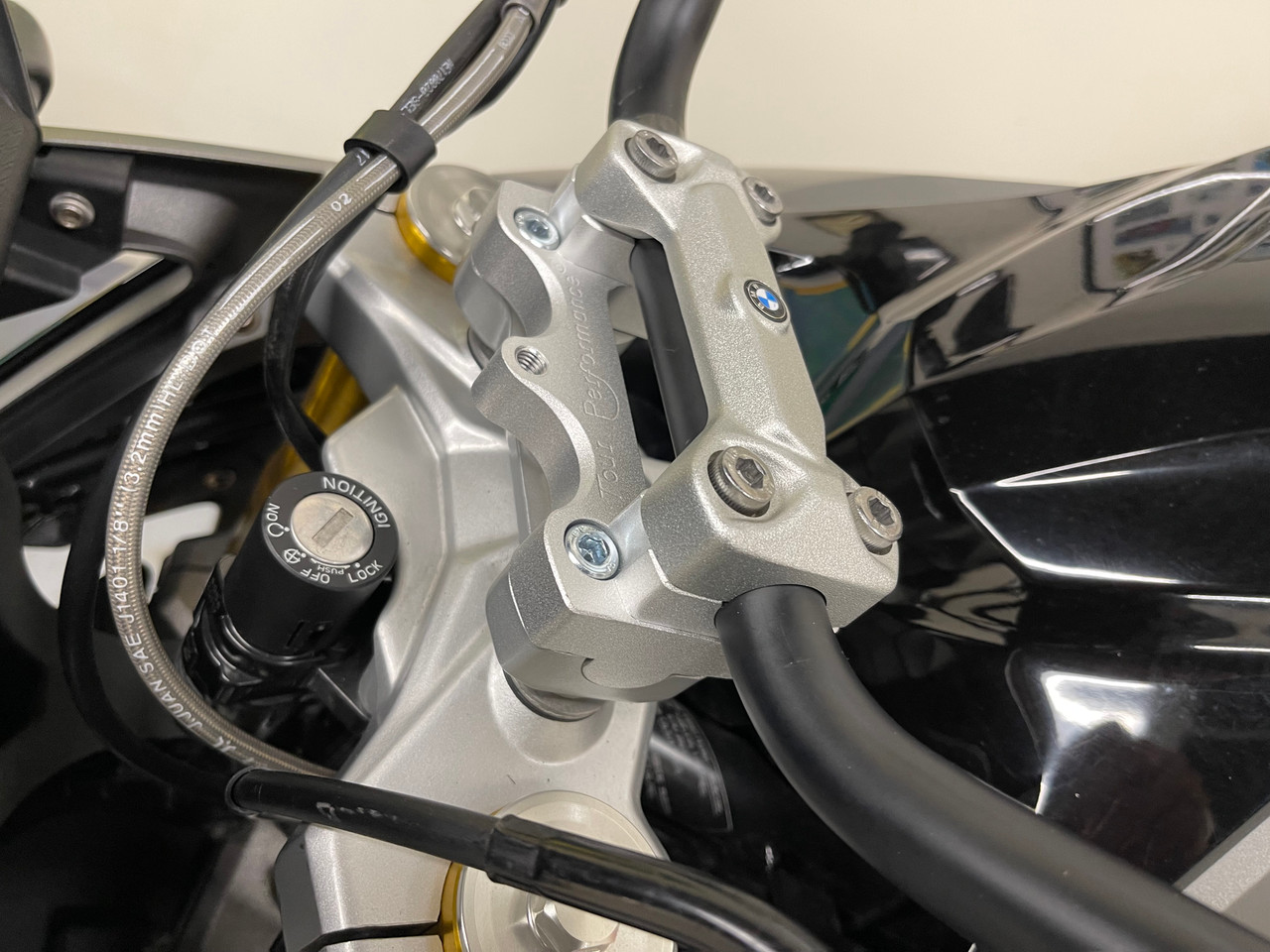 BMW G310 GS/R HeliBars® Tour Performance™ handlebar riser