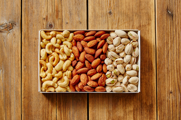 Mixed Nuts Gift Box - Continente Country Store