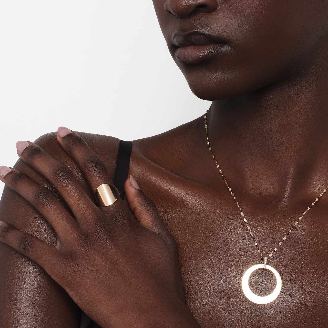 GOLD CIRCLE DIAMOND BAIL PENDANT NECKLACE