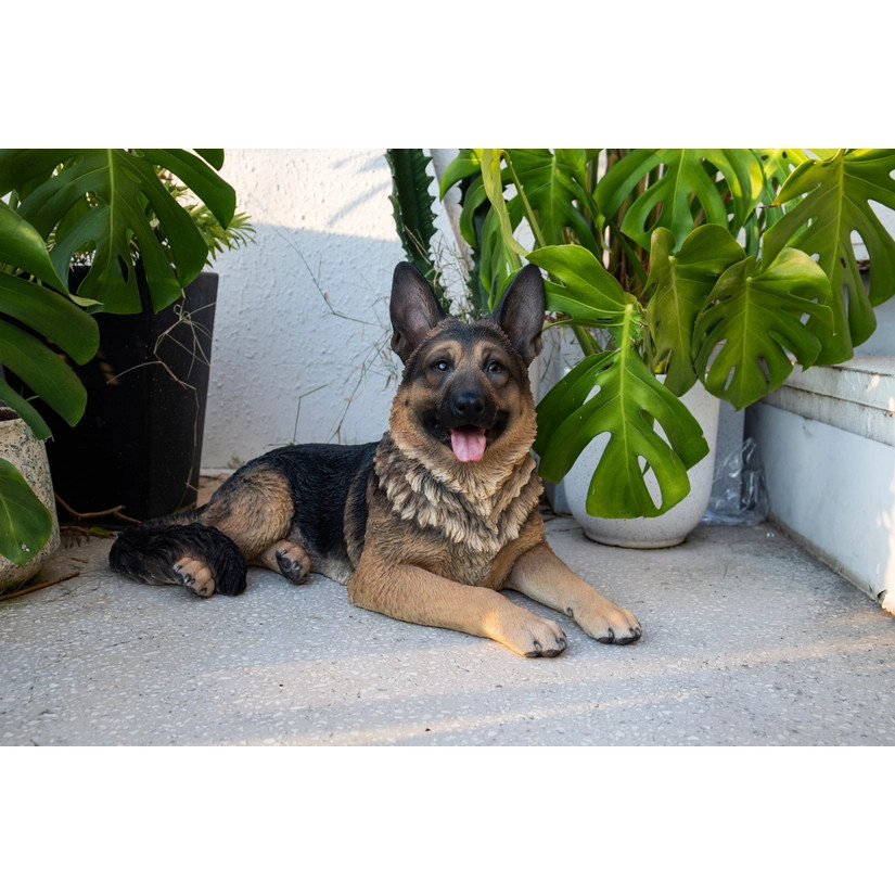 Lifelike German Shepherd Statue - Incredible Realistic Detailing