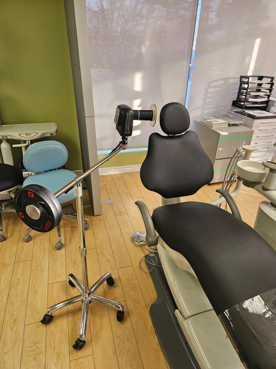 X Ray Stand for Flight Portable X Ray XR-3800 with Rolling Casters