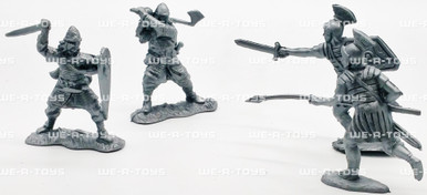 Lot of 4 Roman Vs Briton Soldiers Figures Silver Plastic - We-R-Toys