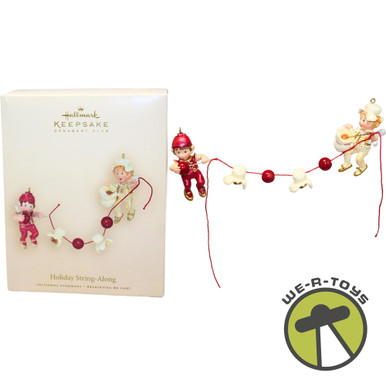 Holiday String Along Ornament 2007 Hallmark Keepsake - We-R-Toys
