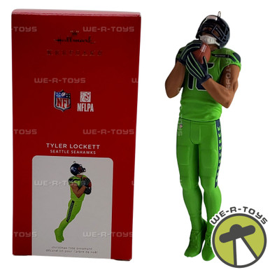 Hallmark Keepsake 2021 NFL Tyler Lockett Seattle Seahawks Christmas ...