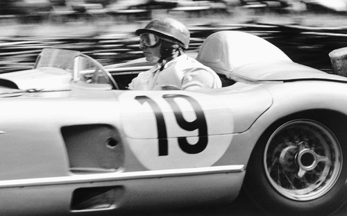 Mercedes Racer - Wonderwall Studio