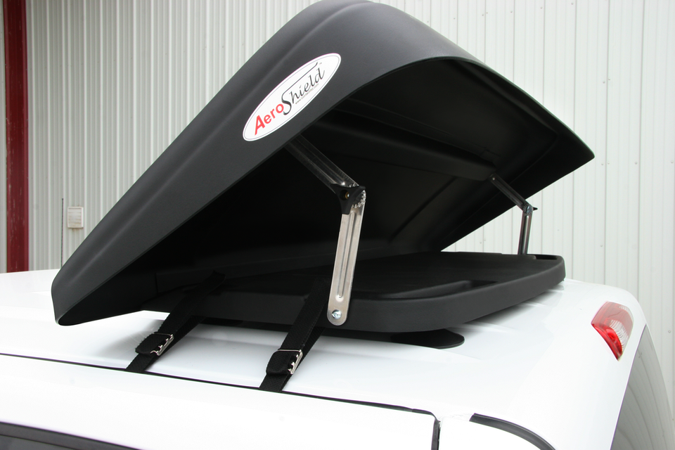 Truck & RV wind deflector for towing trailers