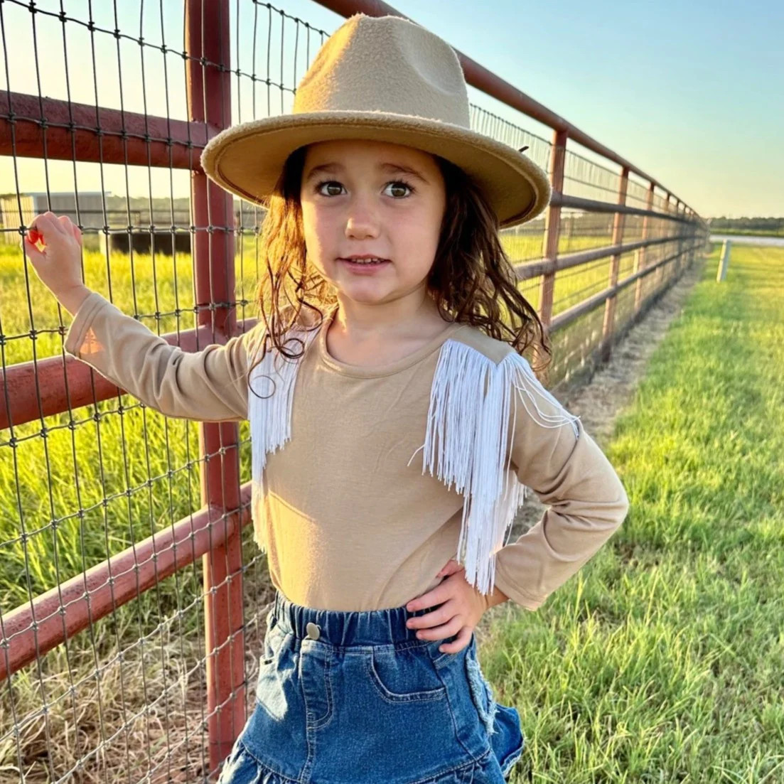 SHAE BABY TAN FRINGE TOP - FRINGE WESTERN WEAR