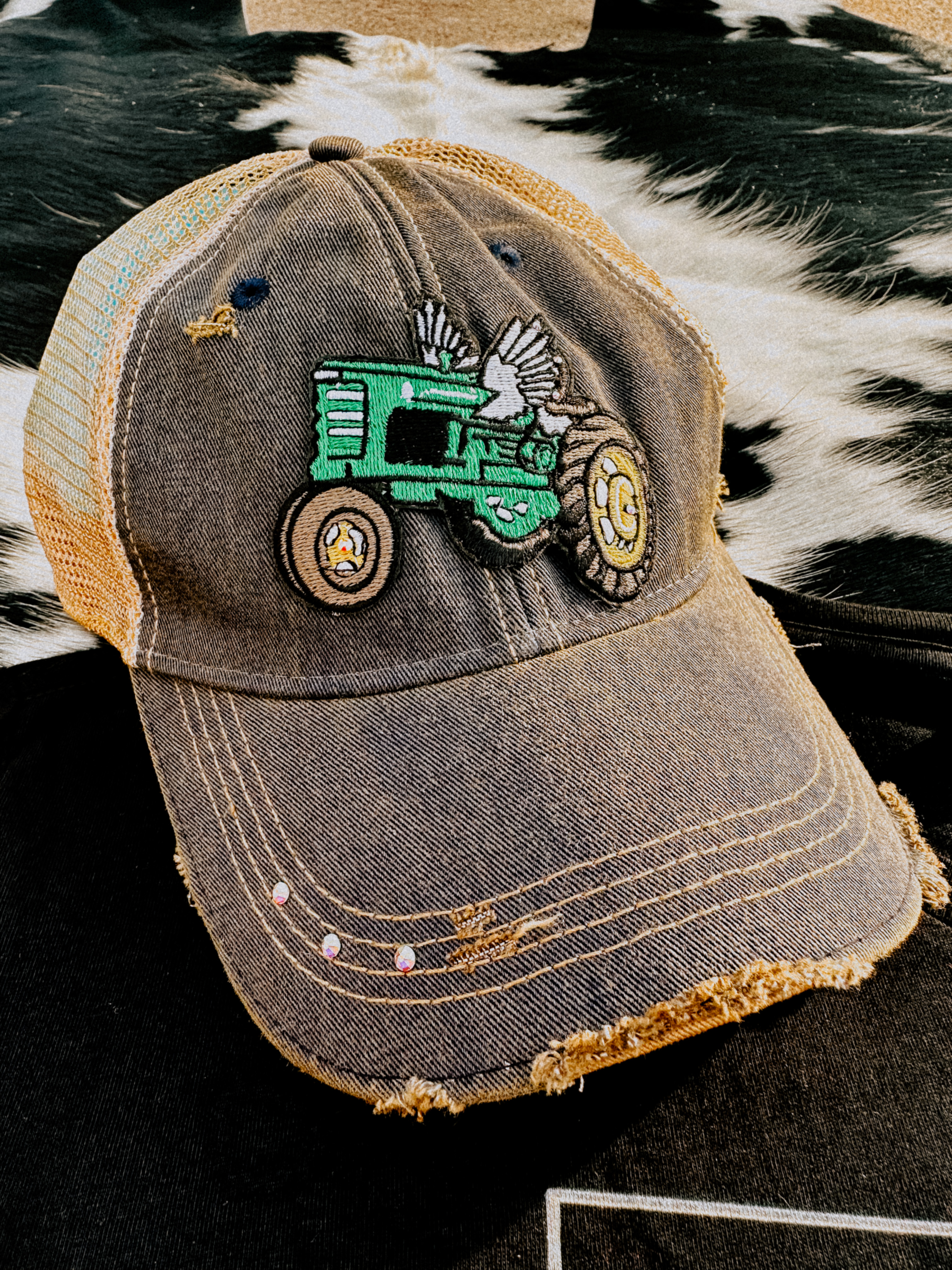 XO GREEN TRACTOR HAT - FRINGE WESTERN WEAR