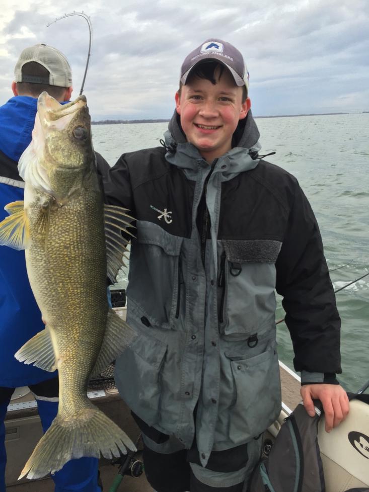 December 2015 Lake Erie Walleye fishing with Captain Juls - Walleye ...
