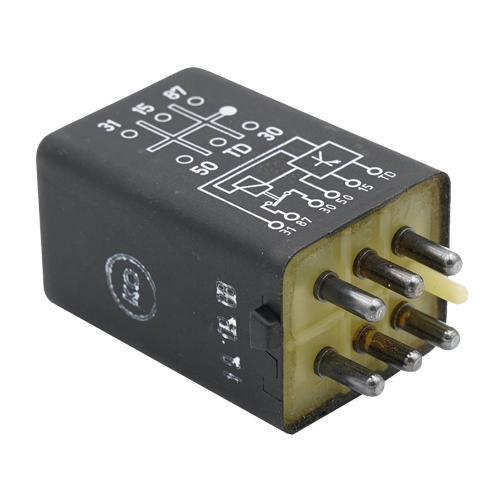 Mercedes-Benz SL & SLC 107 Fuel Pump Relay - 0015450505
