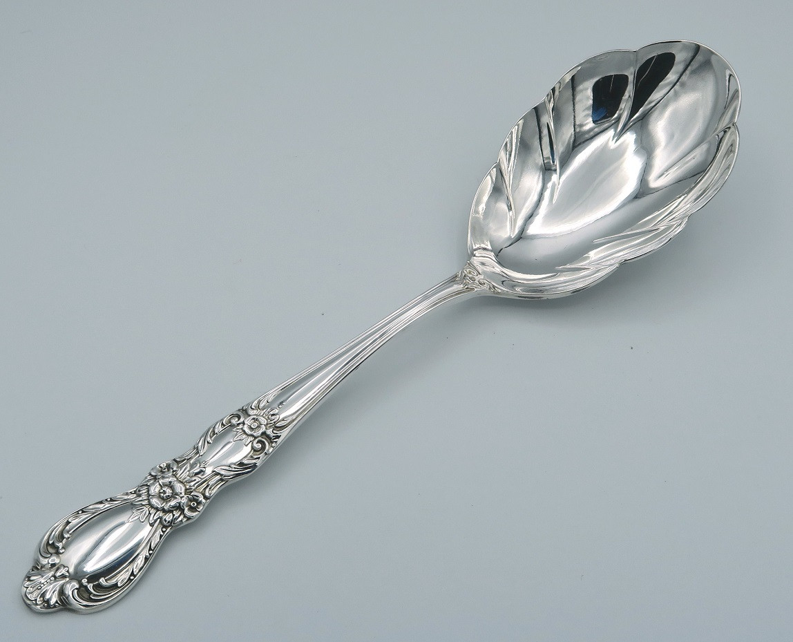 Heritage by 1847 Rogers Bros IS 1953 Berry Spoon 9 1/4"