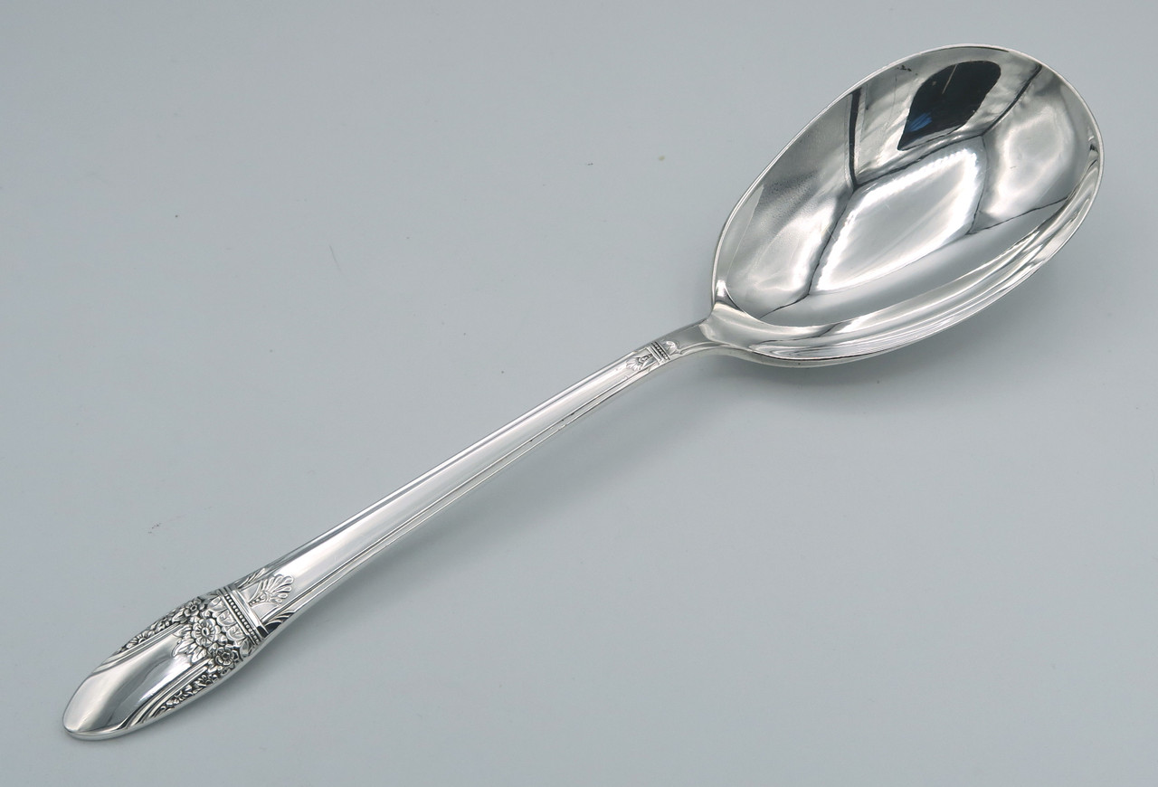 First Love by 1847 Rogers Bros IS 1937 Berry Spoon 9"