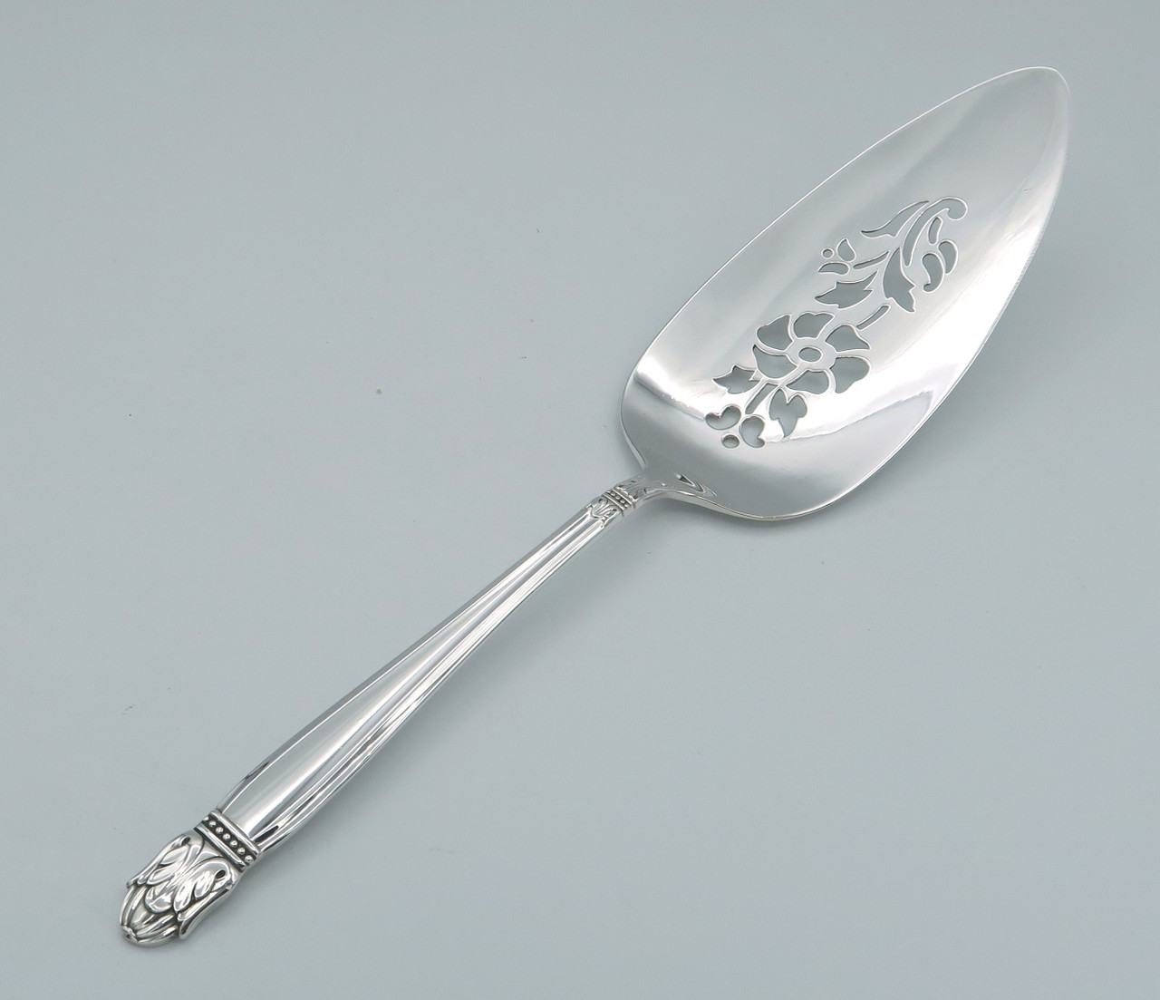 Danish Princess by Holmes & Edwards 10 3/4" Pierced Pie Server