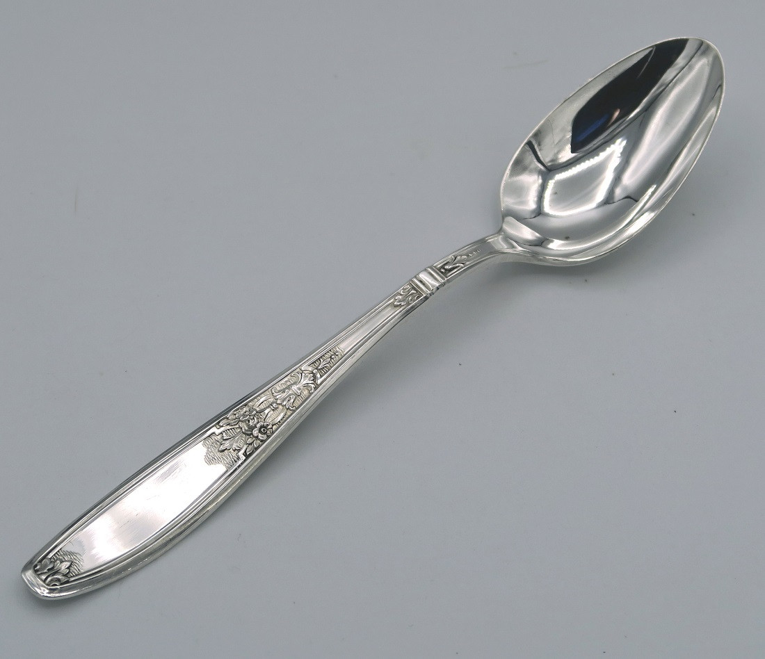 Ambassador by 1847 Rogers Bros IS 1919 Five o'clock spoon 5 3/8"