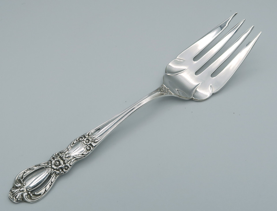 1847 Rogers Bros. IS Grand Heritage Medium Cold Meat Fork
