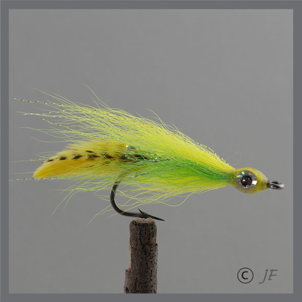 Yellow Green Bleacher Salt Water Fly 3/0 Hook - Armadale Angling