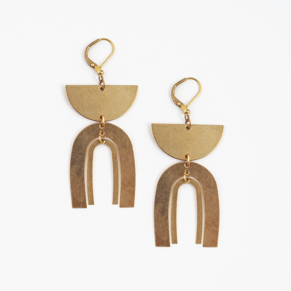 Scalloped Brass Dangle Earring - Altiplano