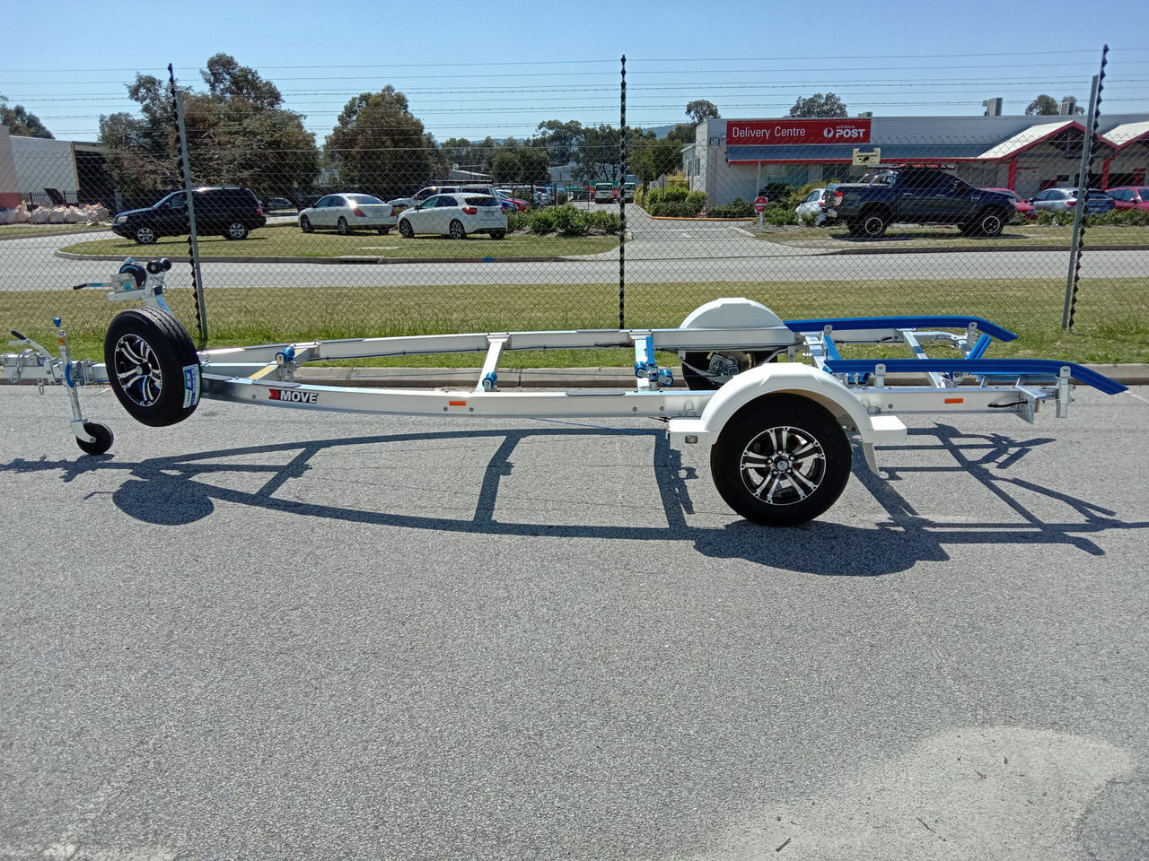 Move trailers alooy boat trailer to suit 5.3m to 5.7m aluminium boats