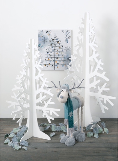 LED TREE WALL DECOR - Kris Kringl