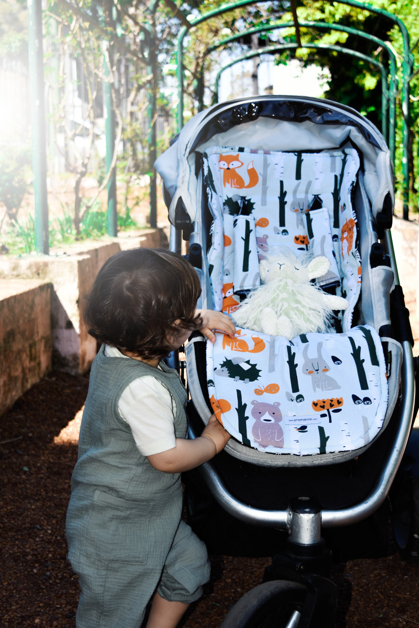Forest animals universal fit pram liner