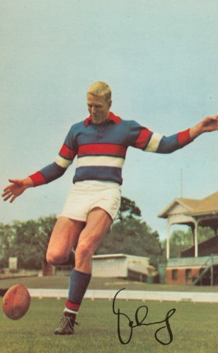 1965 Mobil Football Photos Card JOHN SCHULTZ Footscray Bulldogs