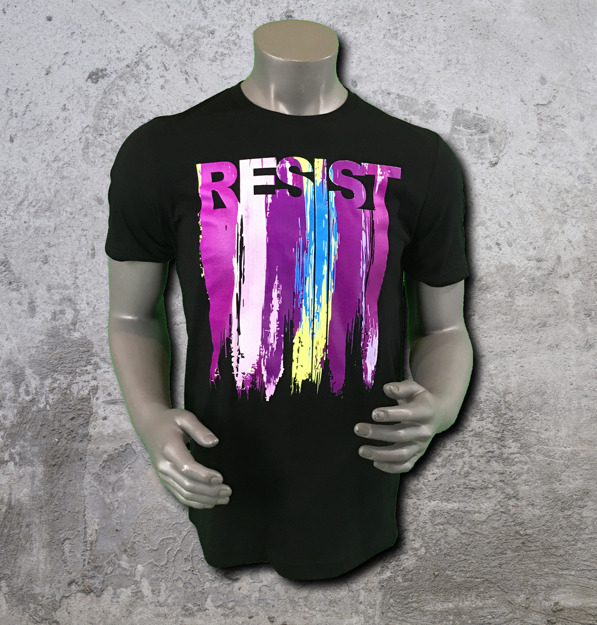 RESIST CREW NECK TEE