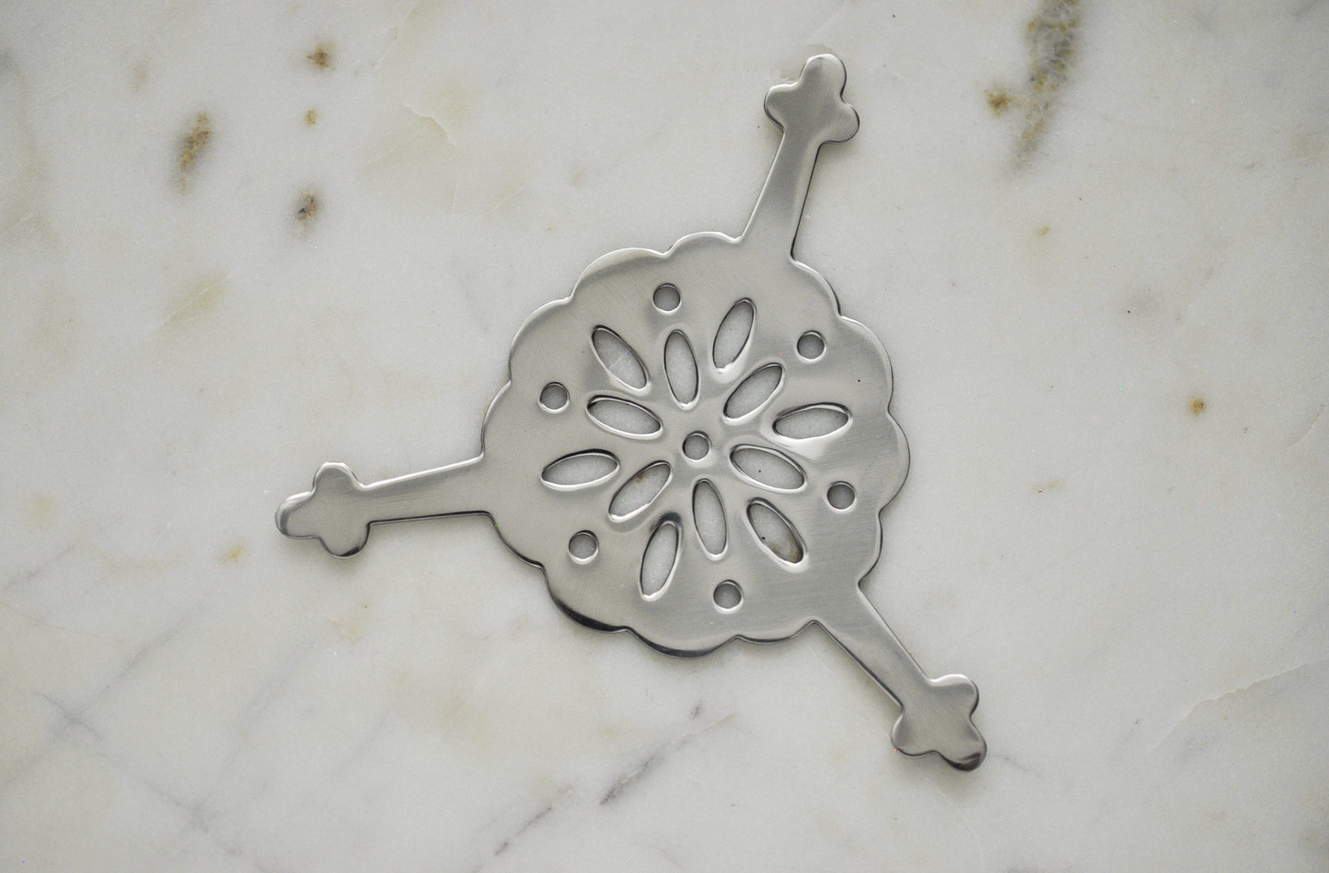 Round Absinthe Grille #37