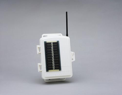 Davis 7627 Wireless Repeater with Solar Power - Scientific Sales
