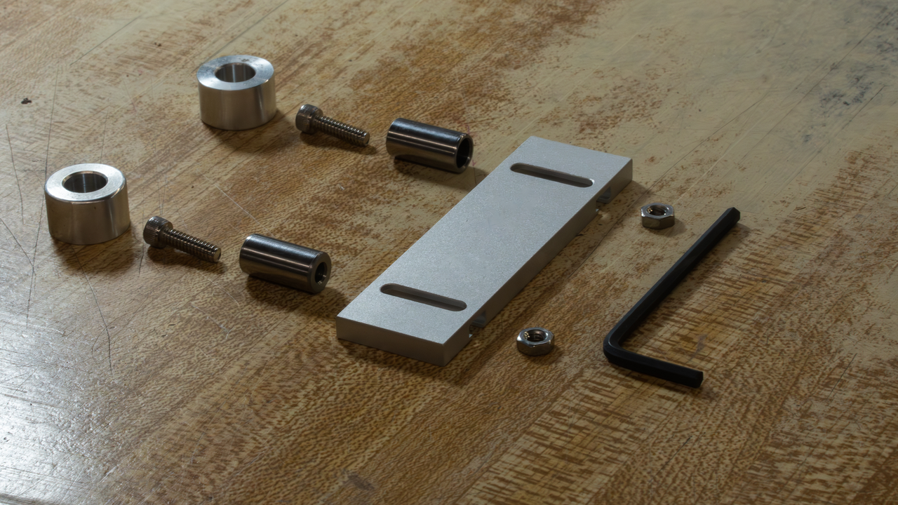 300 Adjustable Comb Hardware for Small Stocks | Graco Corp