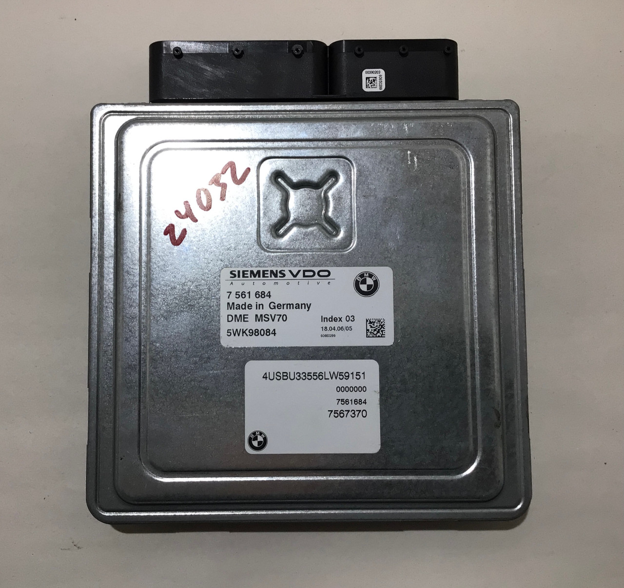 2006 E85 BMW Z4 Engine Control Unit Module / ECU / 7561684 / Manual / Z4032 - Redline Auto Parts