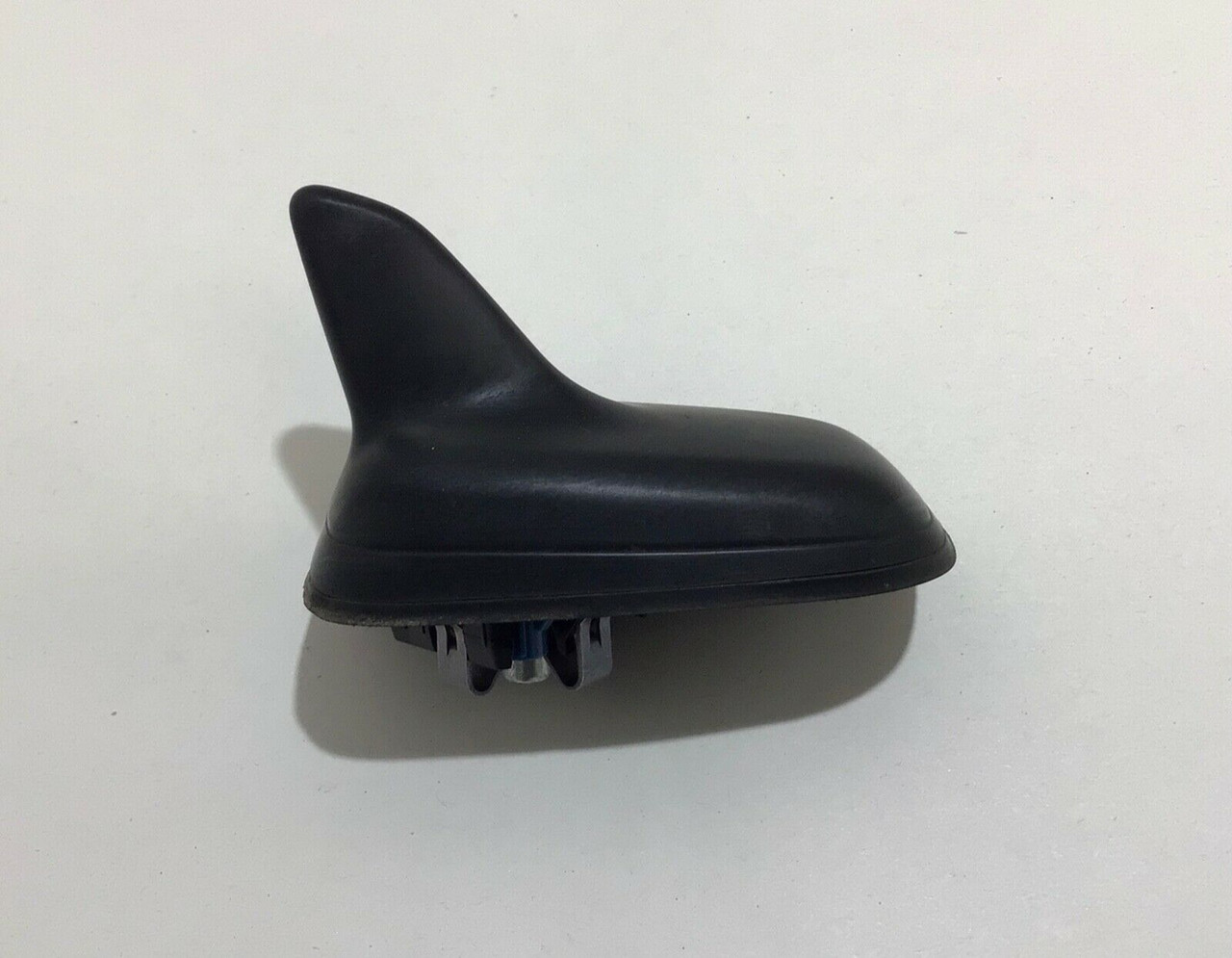 2015-2017 Volkswagen MK7 GTI Shark Fin Roof Antenna / M7001 - Redline ...