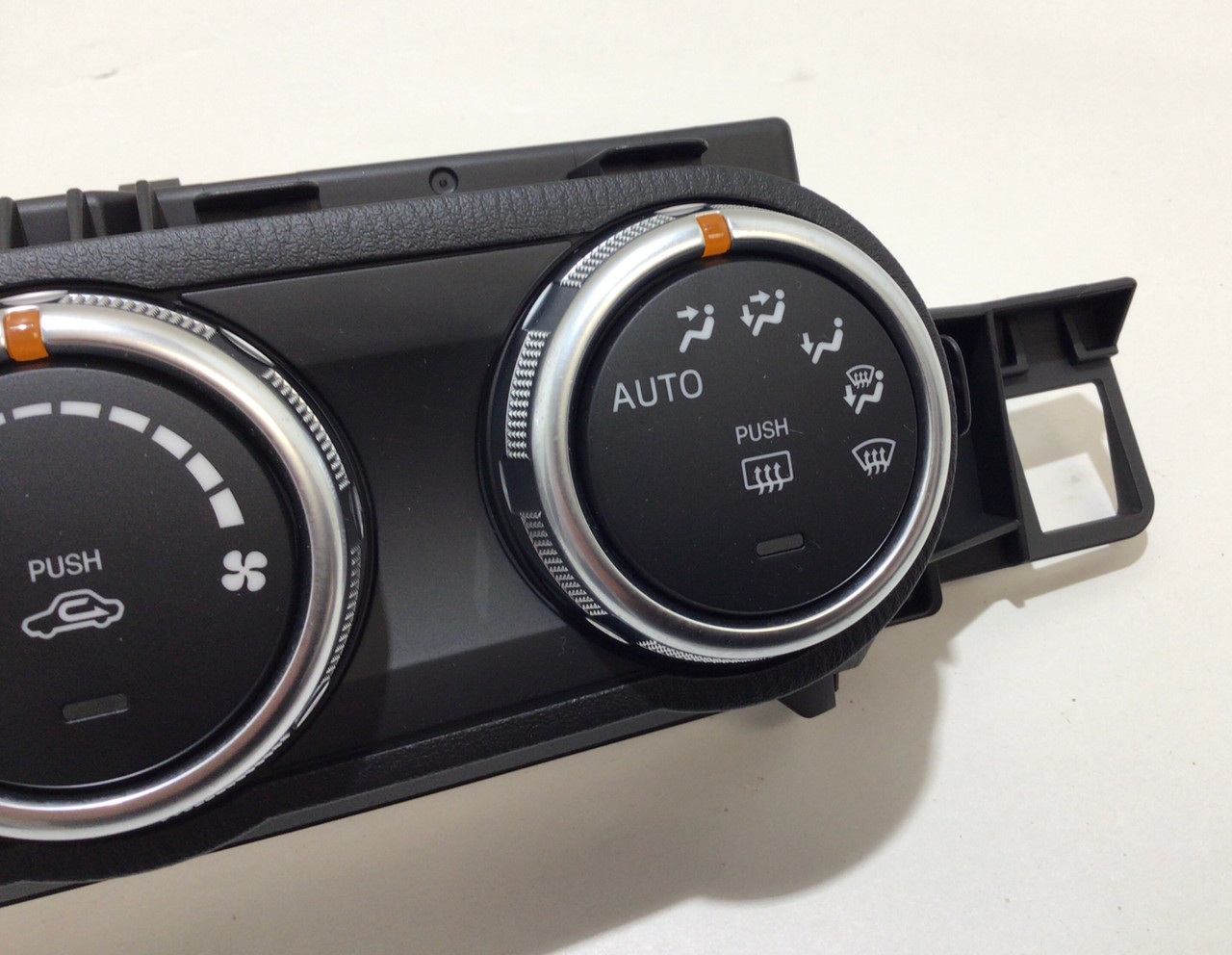 2016-2020 Mazda Mx5 Miata GT Automatic Climate Control Unit / OEM ...