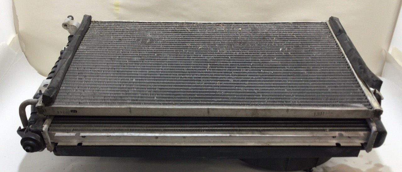 1997-2004 Chevrolet Corvette C5 Radiator w/ Cooling Fans / Manual ...