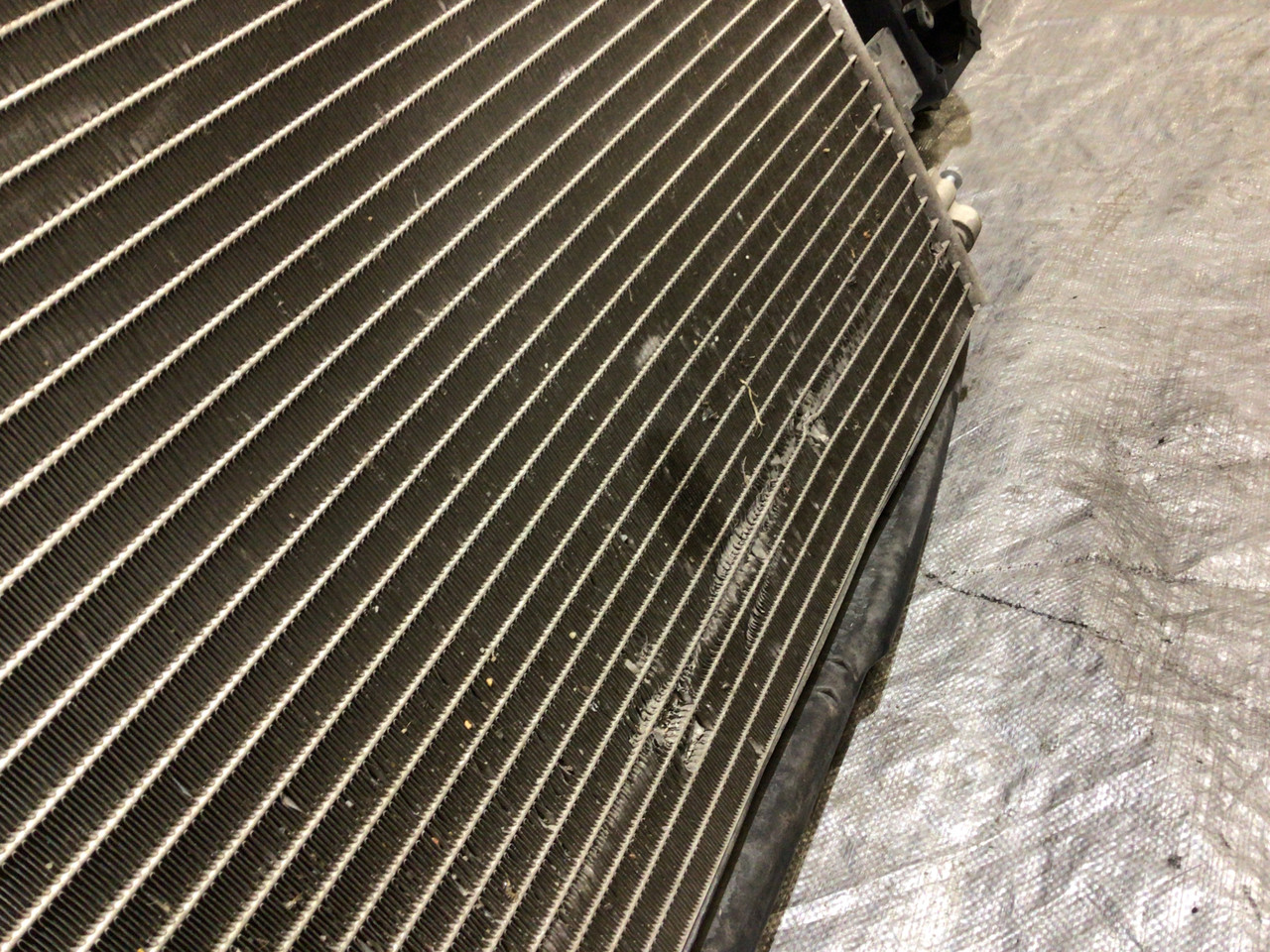 2002-2006 Mini Cooper S Front Radiator Core Support Assembly / 87k ...