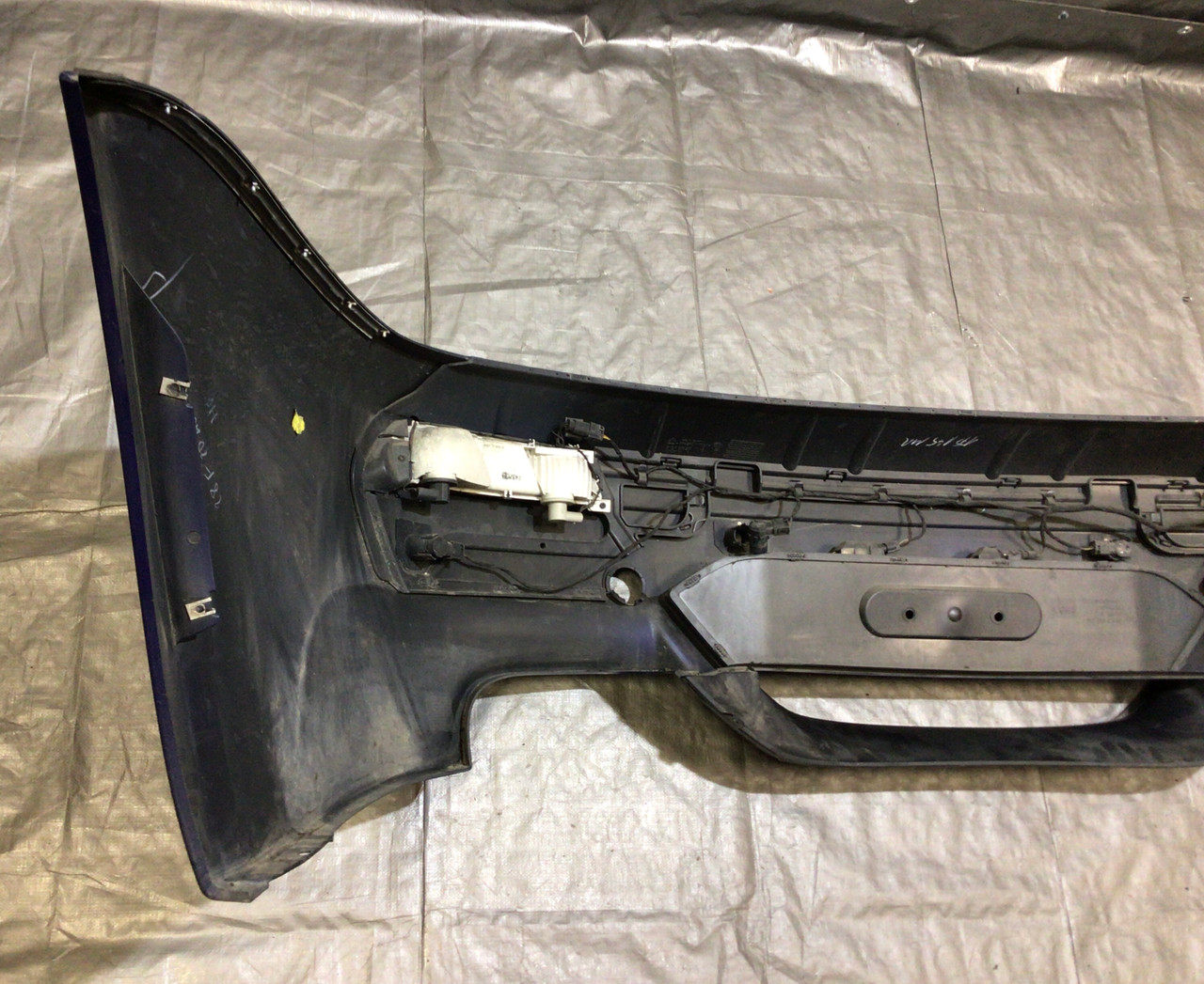 2006-2010 BMW M6 Rear Bumper Cover w/ PDC / Interlagos Blue / M6003 ...