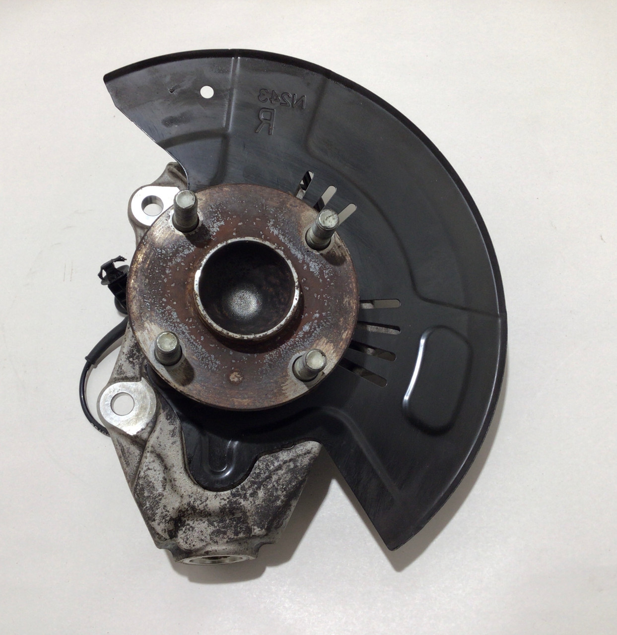 2017-2020 Fiat 124 Spider Front Spindles Hub Assemblies / Pair / 41K ...