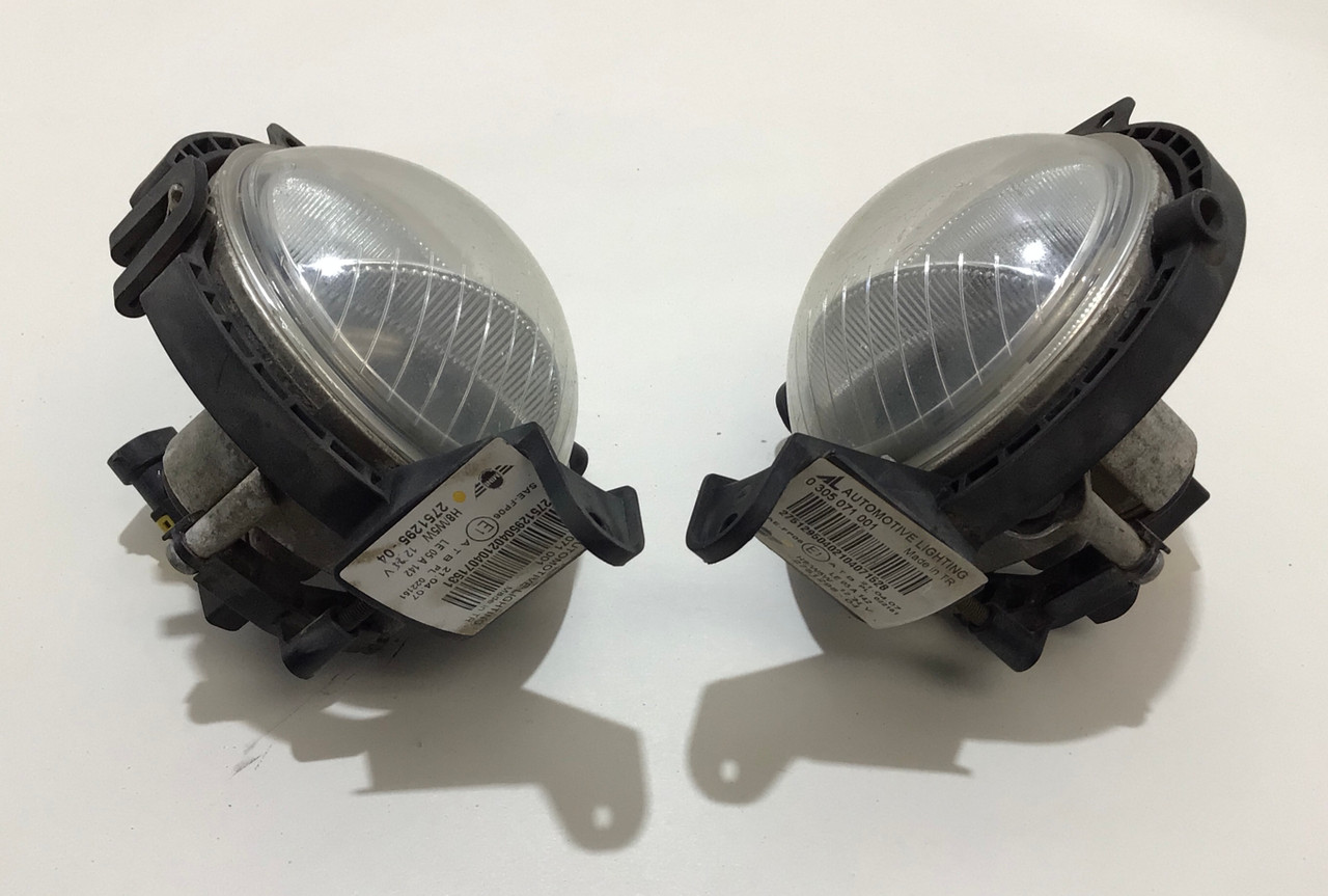 2007-2015 Mini Cooper Front Bumper Fog Lights / Pair / OEM / R2022 ...
