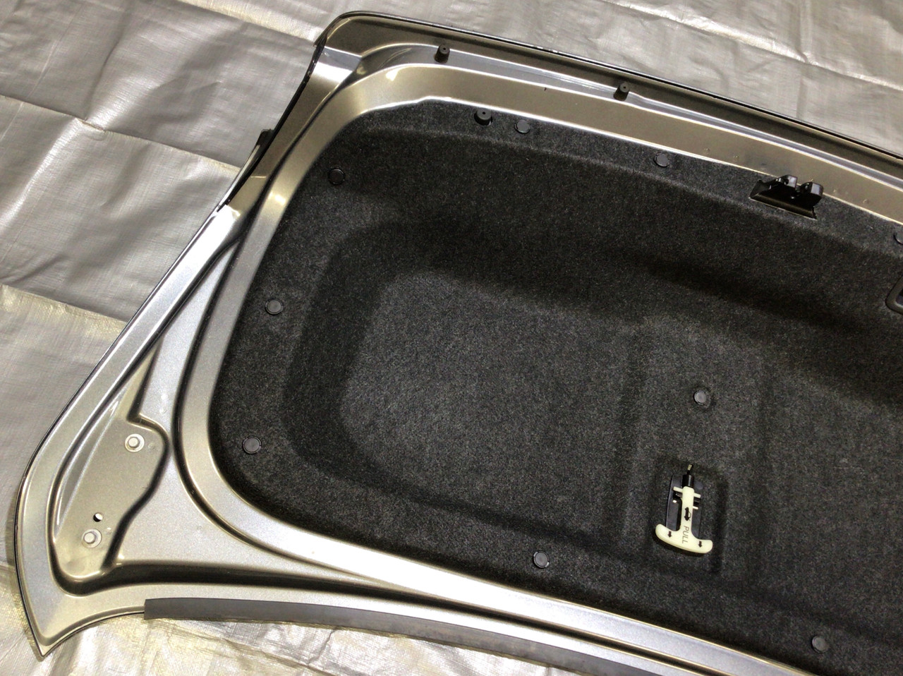 2017-2020 Infiniti Q60 Trunk Lid Panel w/ Rear View Camera / Graphite ...